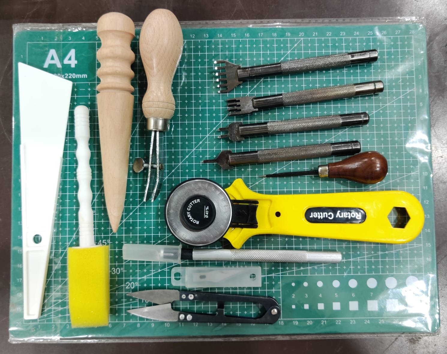 BreCraft®Beginners Leather Craft Tool Kit - Breeze tools