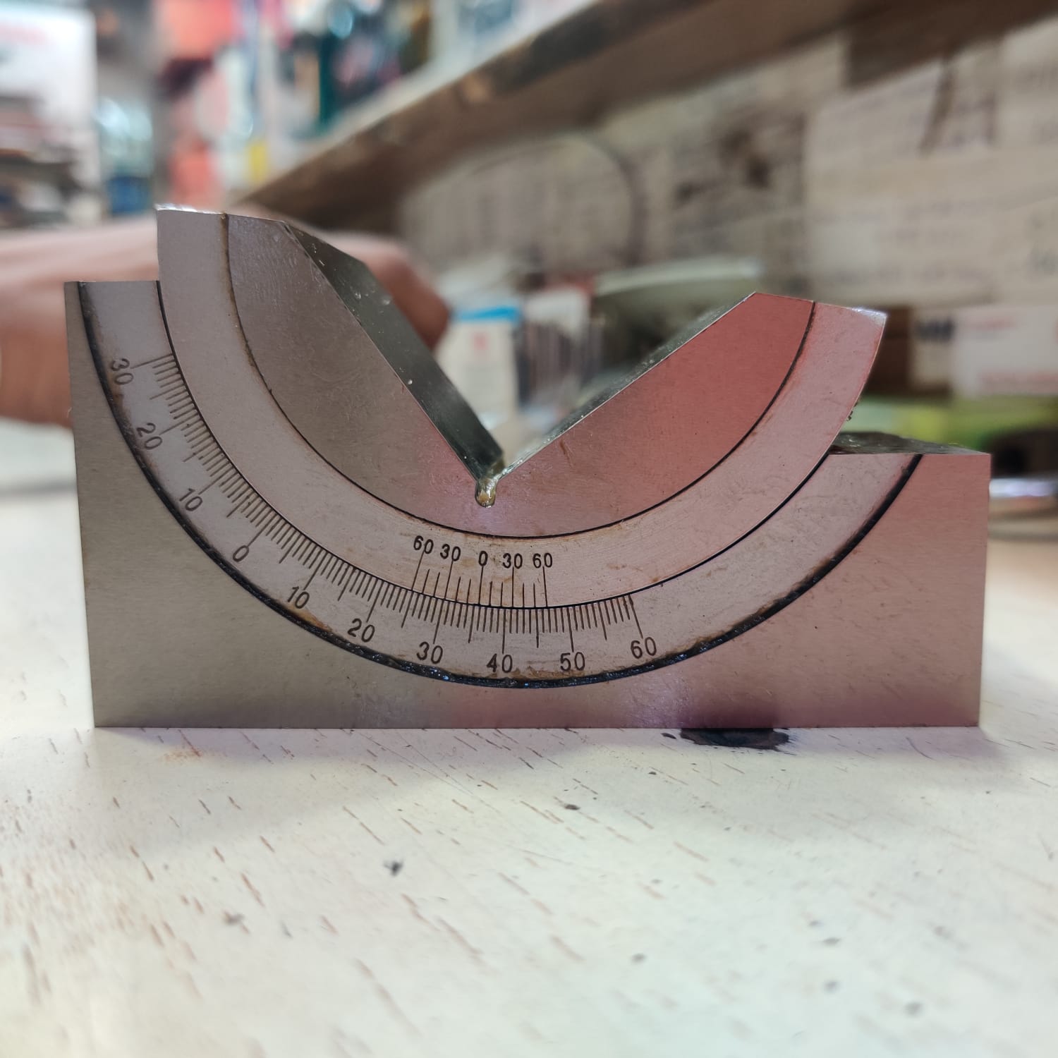 Angular Adjustable Vee Block (95mmx50mmx45mm ) - Breeze tools